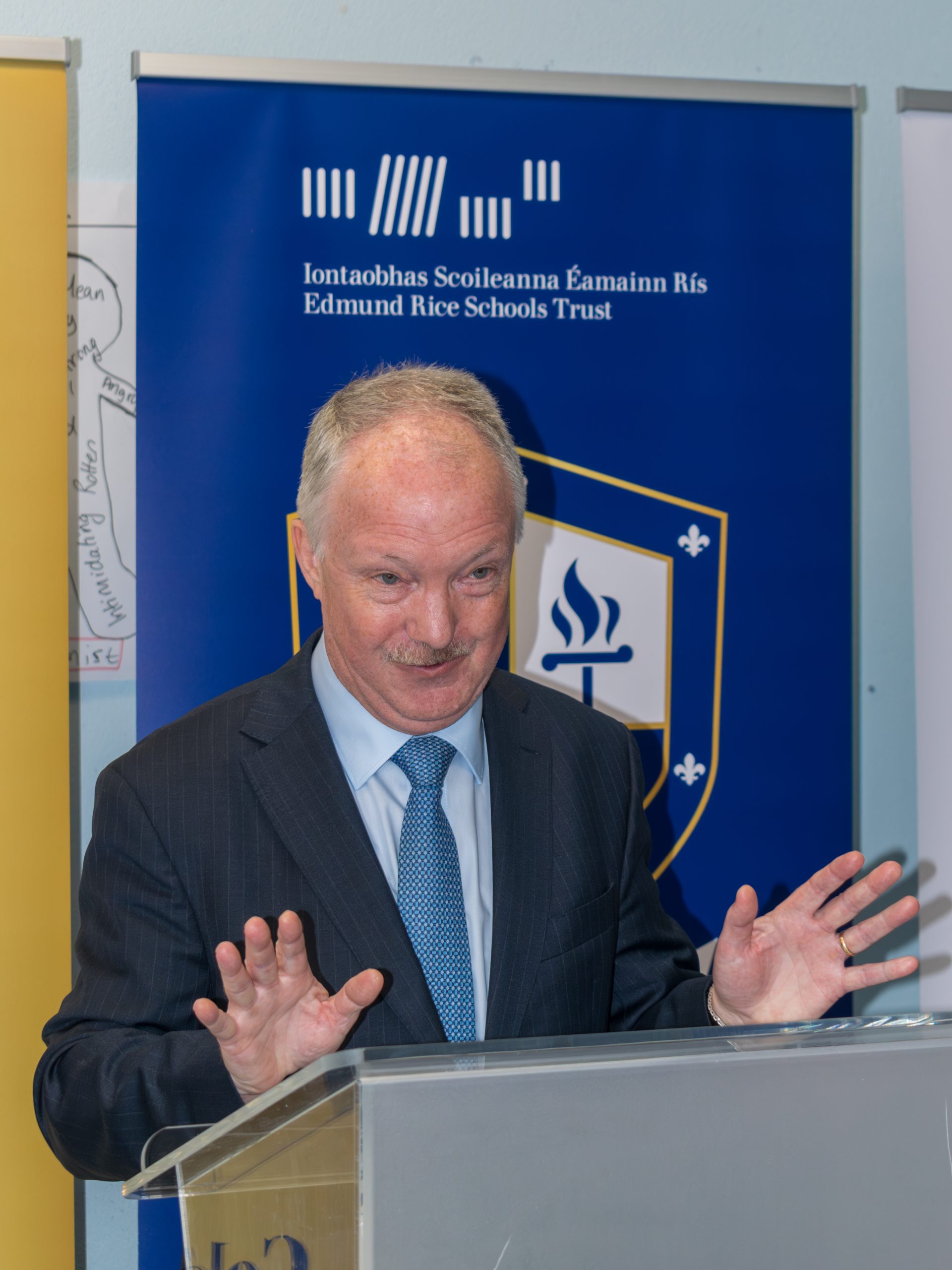 Coláiste Iósaif an Fhionnradharc - Sean Haughey_